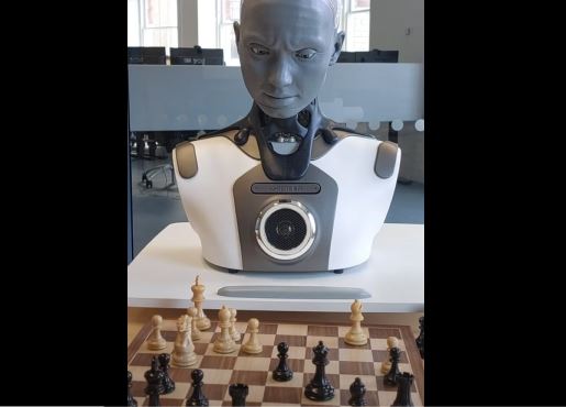 Ameca GPT-4o Robot Playing Chess - Rad Neurons Ameca GPT-4o Robot Playing Chess - Rad Neurons